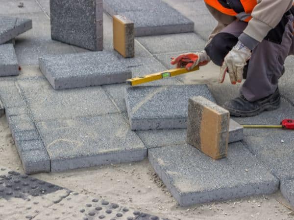 Seasonal Paver Maintenance Tips for Florida Homes